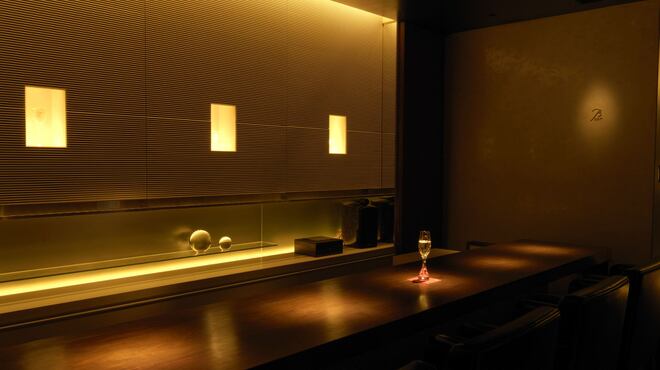 ビー・バー・ロッポンギ （B bar Roppongi） - 六本木/バー [食べログ]